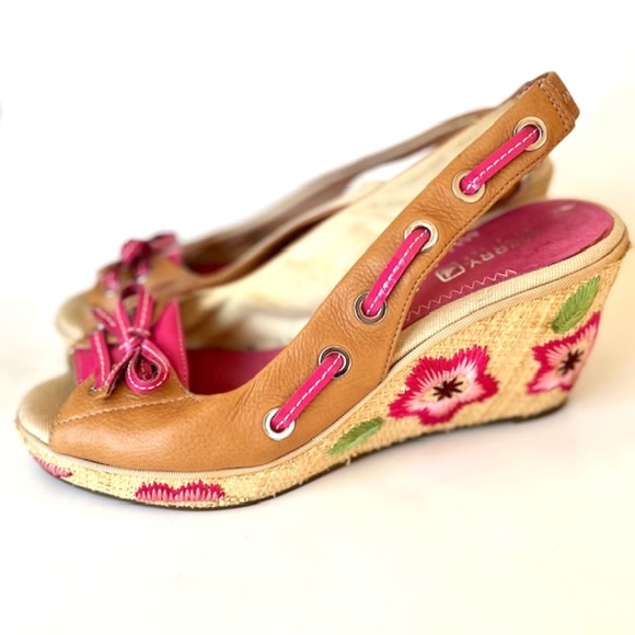 Sperry | Shoes | Sperry Tan Leather Pink Floral Slingback Bow Wedge ...